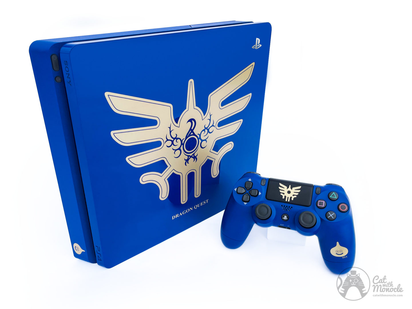 Closer Look at the PlayStation 4 Dragon Quest Loto Edition - Cat with ...